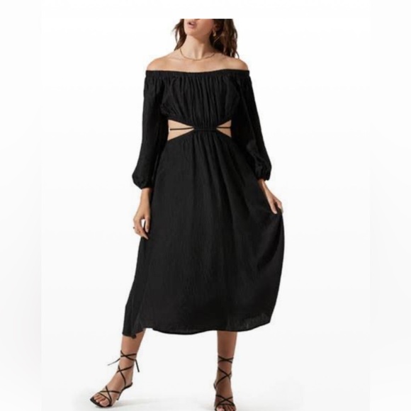 Astr | Dresses | Nwt Cassian Off The Shoulder Dress Xs Blk | Poshmark